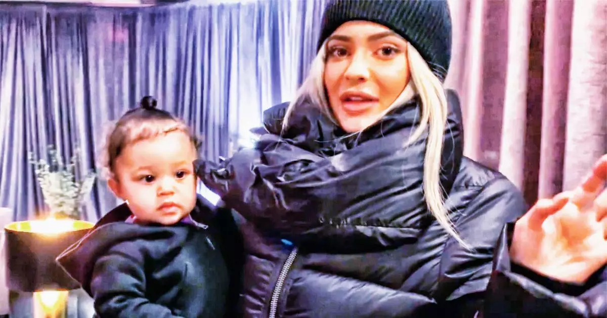 20 lần Baby Stormi lột xác Kylie trong năm 2018 11287_2