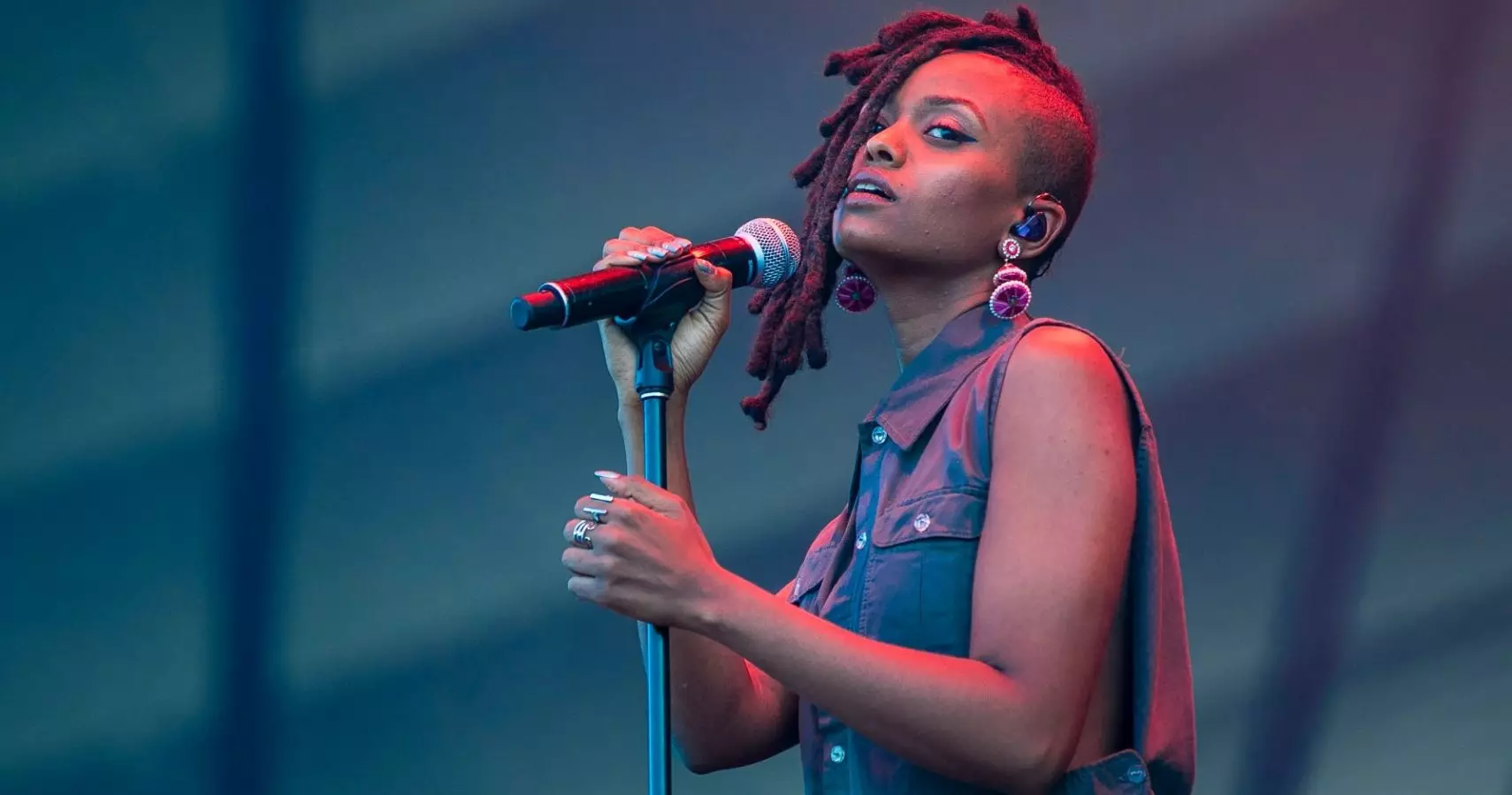 Kelela'nın Bu Klasik Coco Chanel Numarasını Nasıl Çalıştırdığını Görün 11349_0