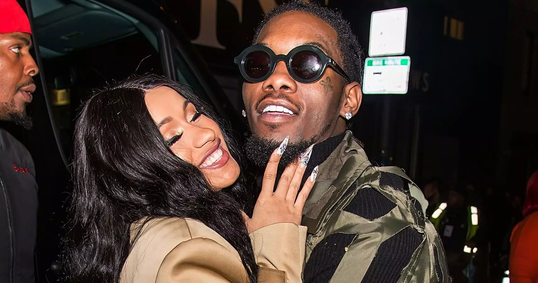 Pakaian Ulang Tahun Cardi B Tampak Menakjubkan Di NYC (Dan Offset Juga Tidak Terlihat Terlalu Lusuh) 11364_0