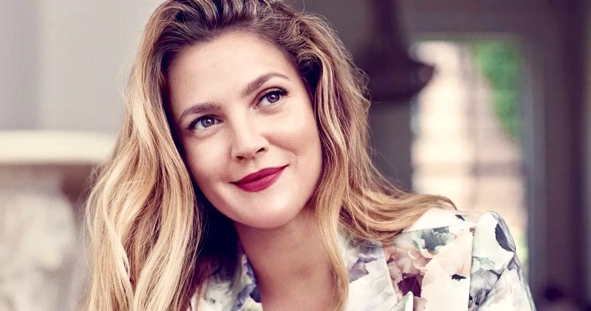 Drew Barrymore deelt haar Flower Beauty Favorites.com 11445_0