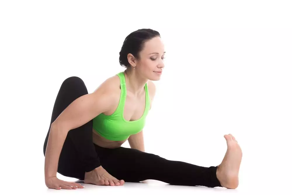 15 Yoga Poses e Fa'asa'oloto ai ou Manu'a 11877_15