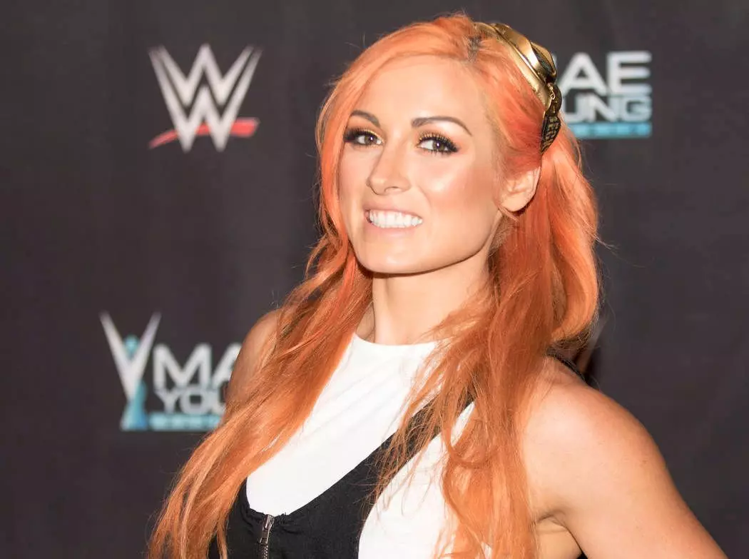 20 bức ảnh về Becky Lynch sẽ khiến Bayley xanh mặt vì ghen tị 12008_16