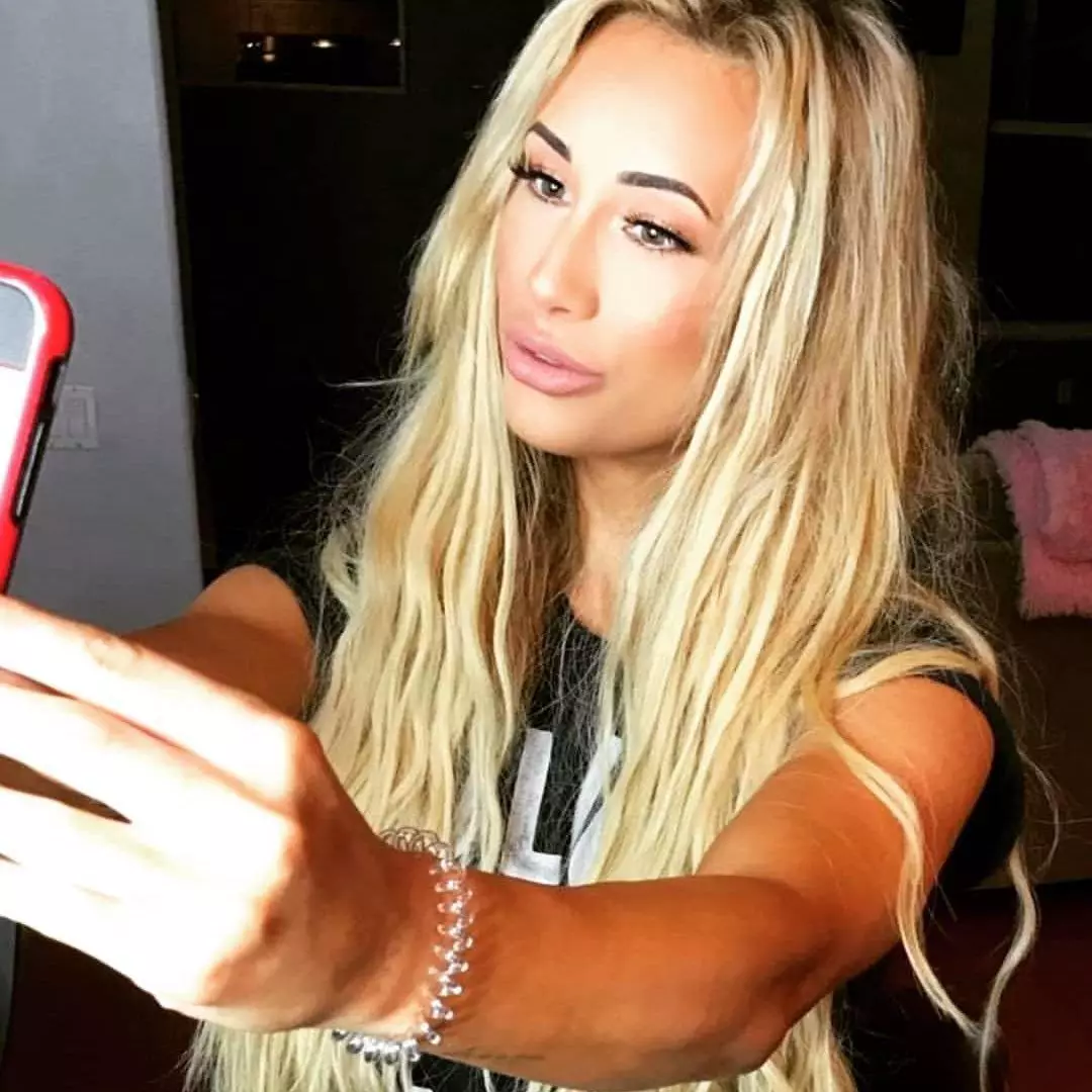 16 WWE diva koje koriste lažni rodni grad (i 4 muškarca koji čine isto) 12031_5