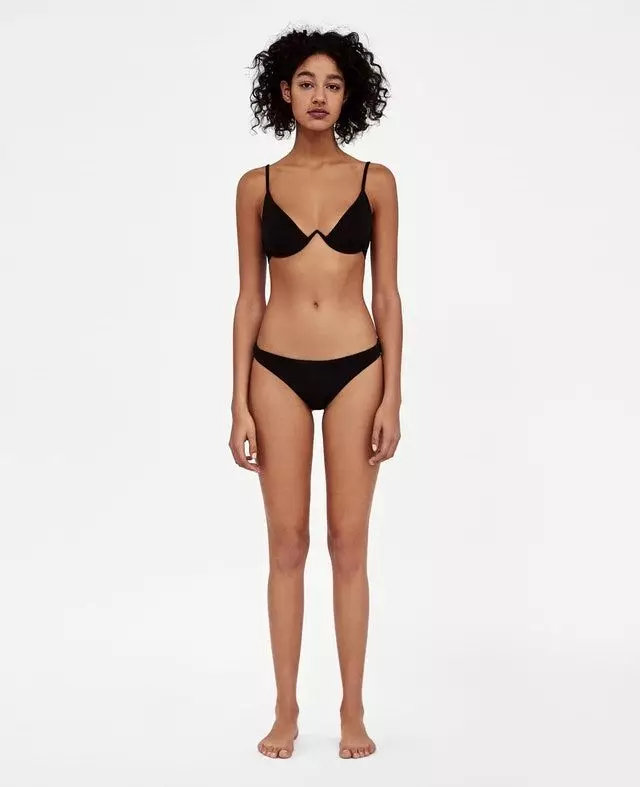 Swim Suit Amathrendi Uwadinga Ngo-2018.com 14281_4