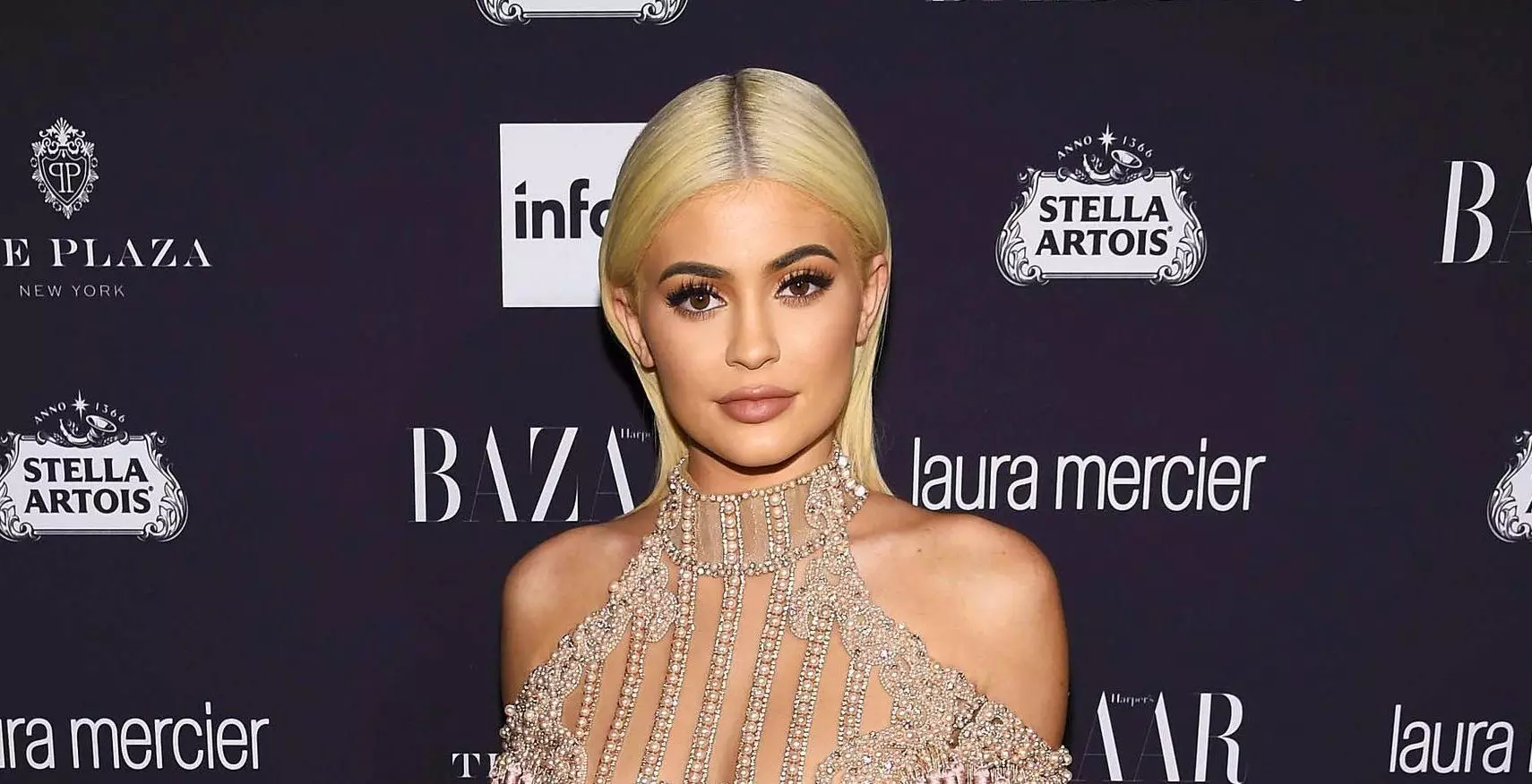 Kylie Jenner avviser stadig datekveld med Travis Scott 14302_0