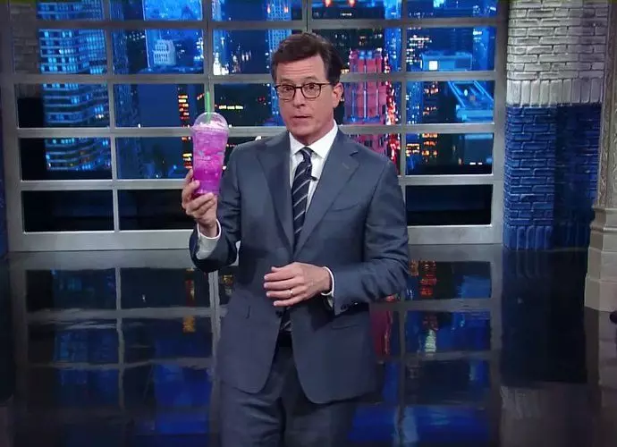 “Starbucks Unicorn Frappuccino” -a 15 sany gülkünç Celeb reaksiýasy 14650_3