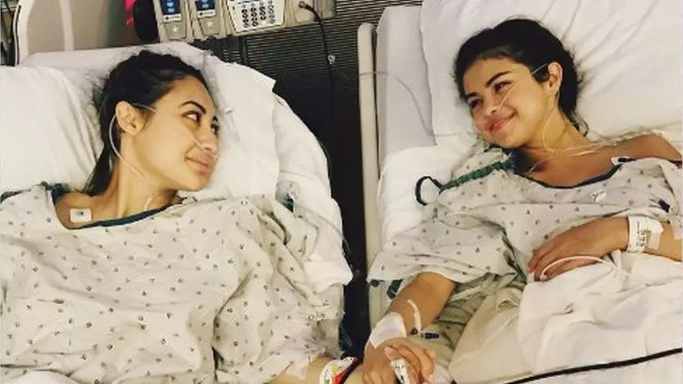 Indung Selena Gomez Nyarios Ngeunaan Hubungan Putri sareng Bieber 15999_4