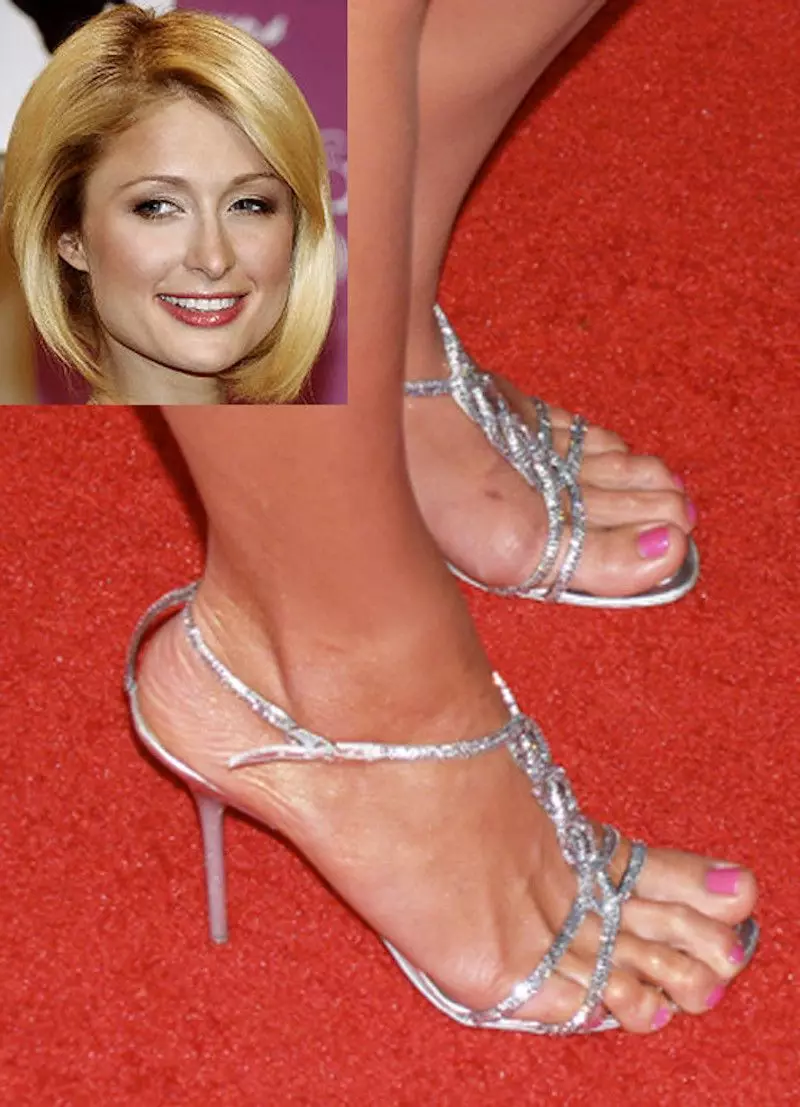 14 celebridades com as piores pedicures 17247_2