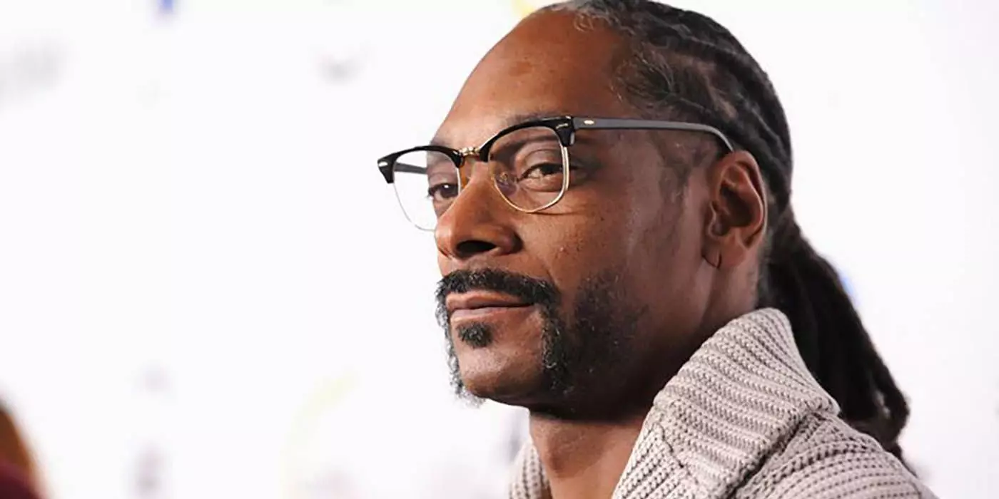 Snoop Dogg ያለ መኖር የማይችሉ 10 ነገሮች 2509_9