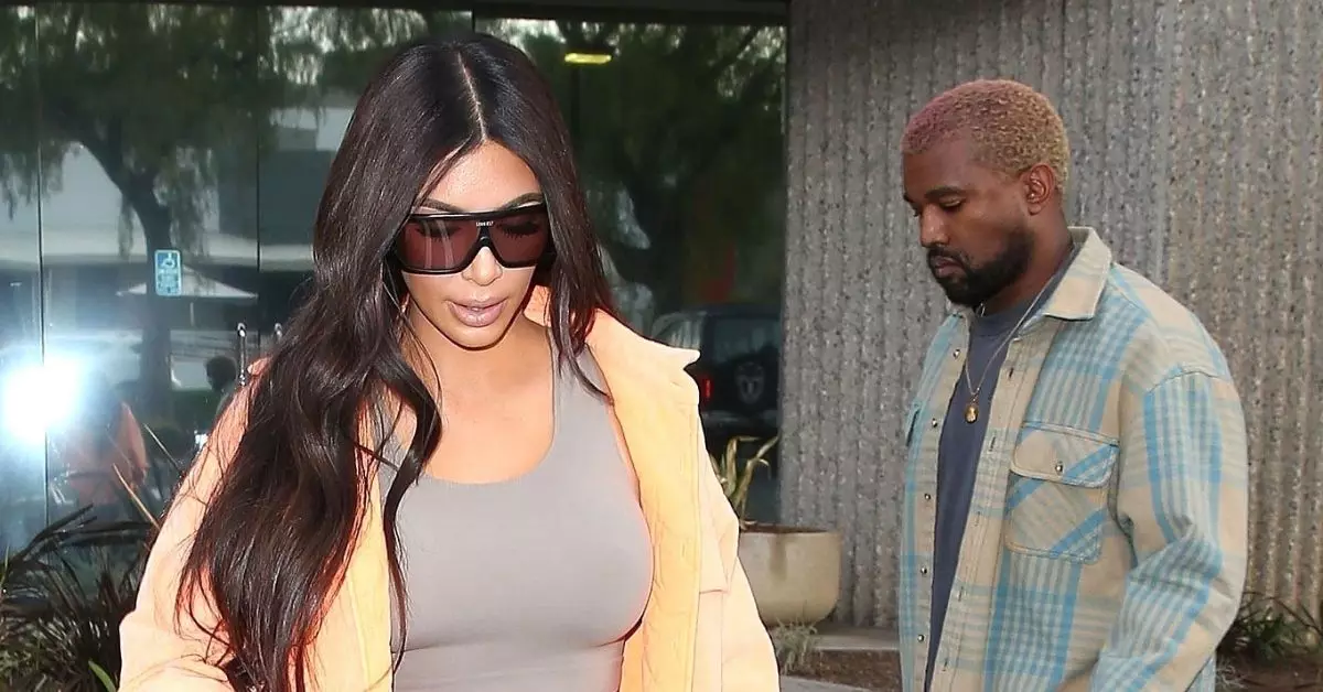 Diseñado por Yeezy: 21 looks de Kanye que las Kardashian hicieron lucir usables 3801_2