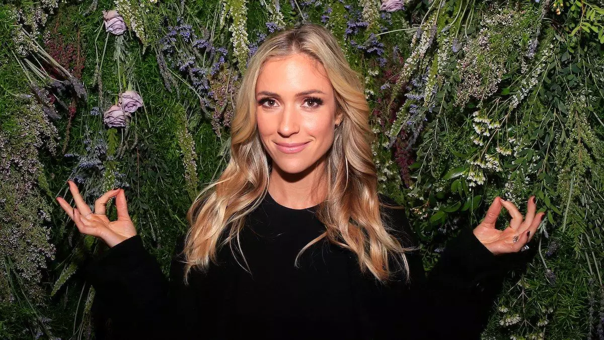 21 Rastiyên Piçûk-Nazan Kristin Cavallari Di DL de Didomîne 4001_4