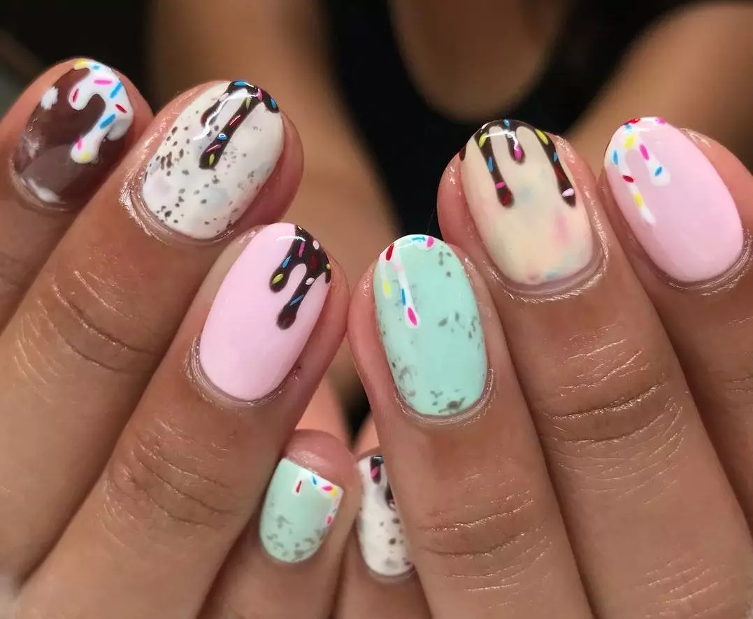 10 κομμάτια Nail Art για να τα πάρετε στη μανικιουρίστα σας 4151_5