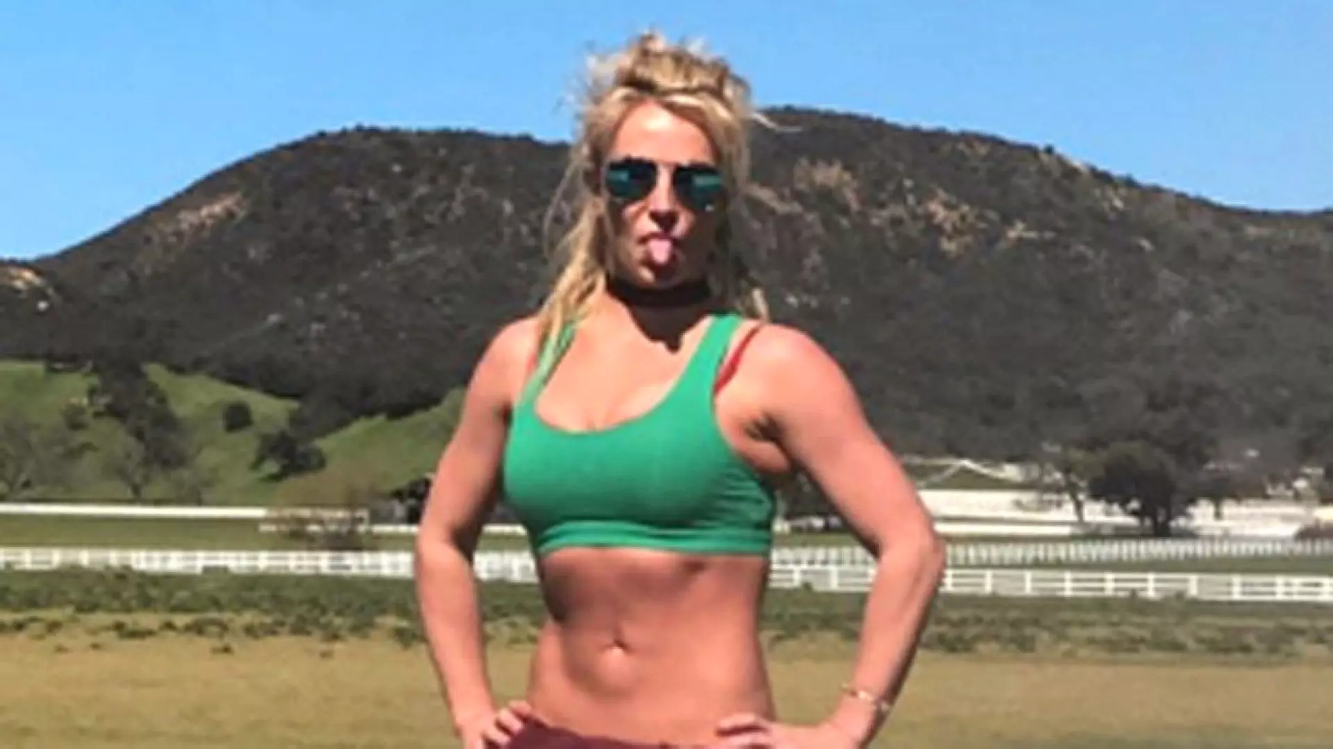 18 fotos de treino de Britney Spears que seu namorado personal trainer está realmente orgulhoso 4249_3