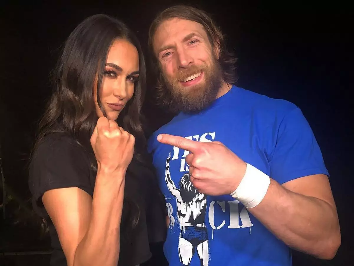 Эдгээр WWE 20 хосын 2019 оны статусыг энд харуулав 5198_21