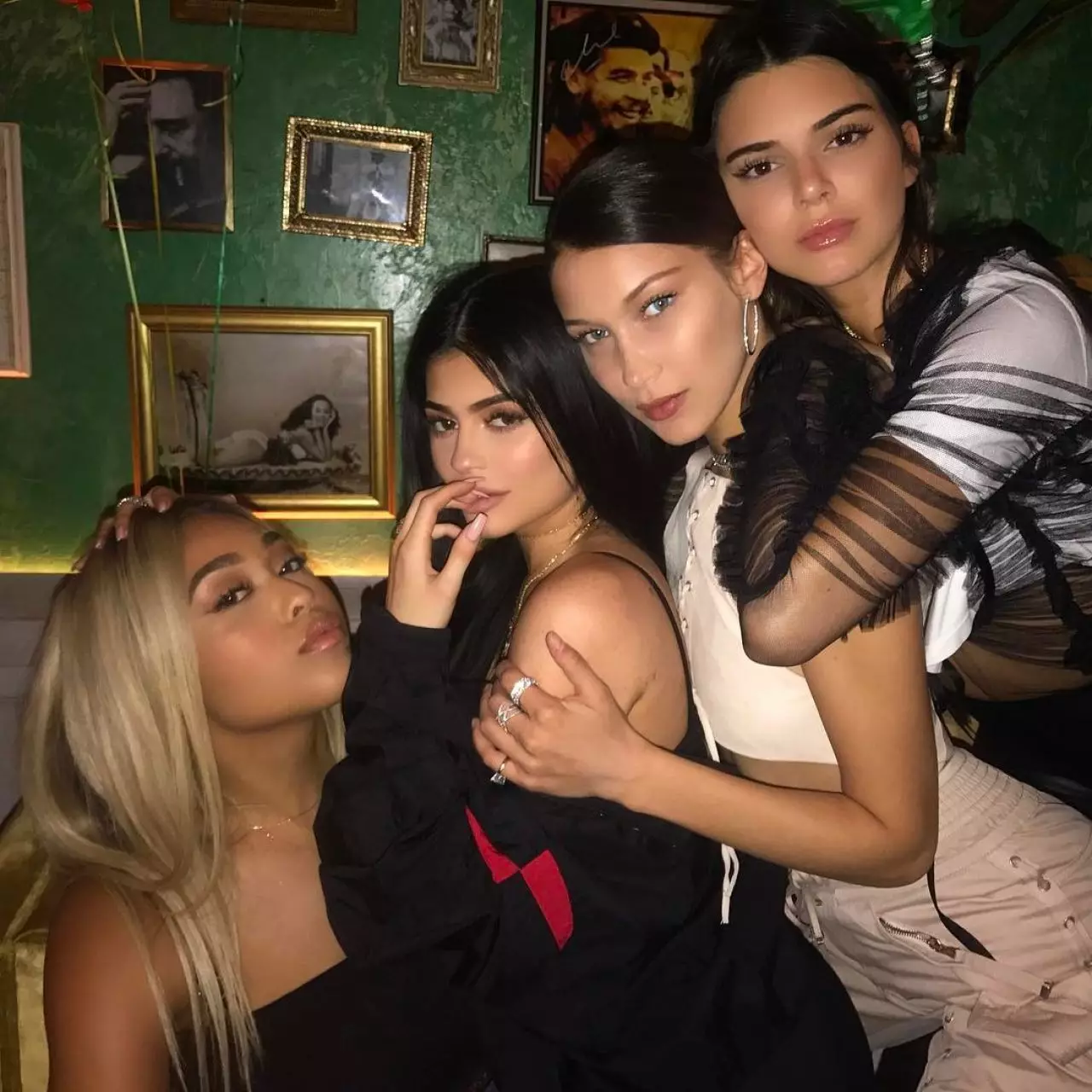 10 poze cu Kylie Jenner înainte de Stormi (10 de atunci) 5358_11