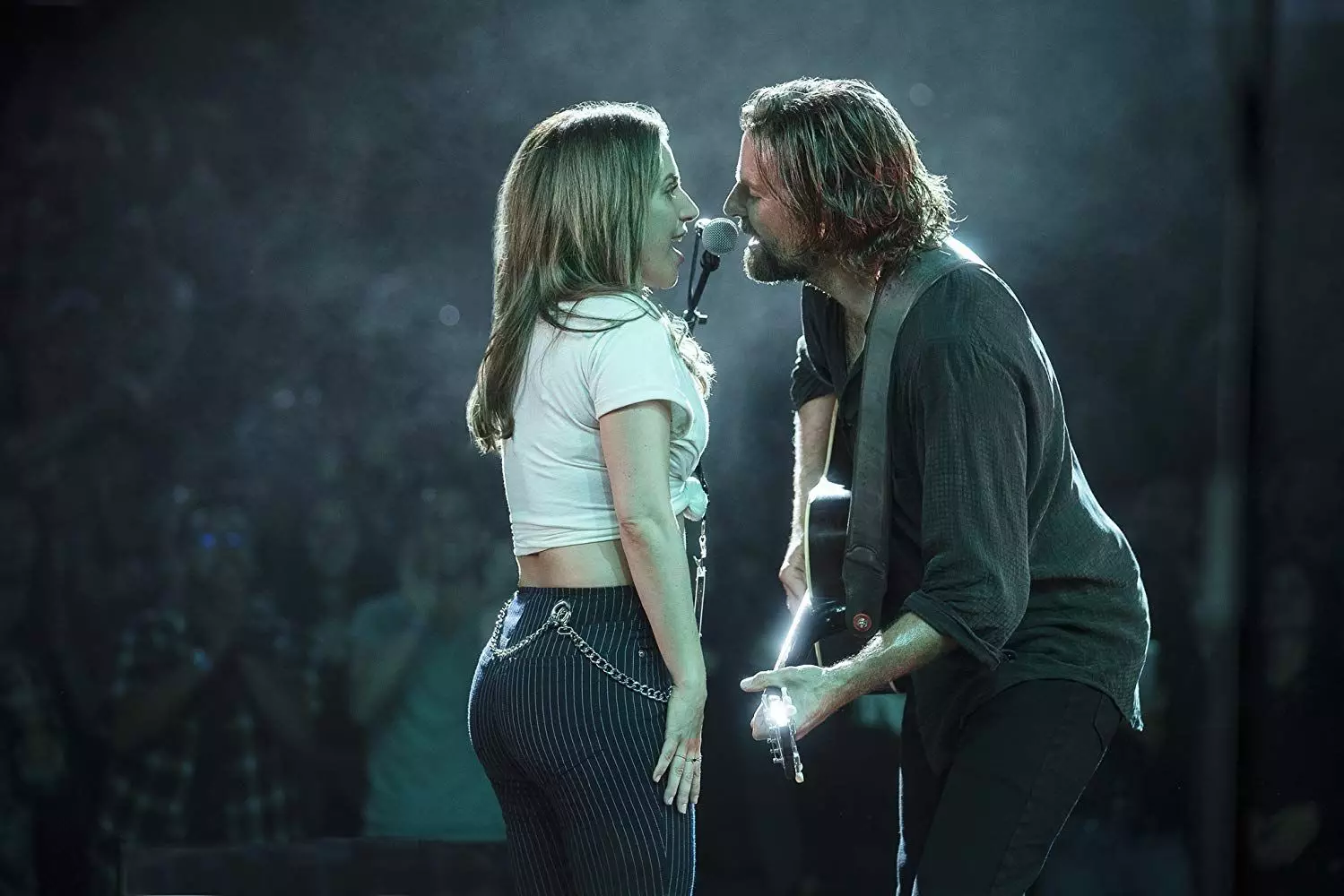 20 Kialoj La Rilato de Lady Gaga & Bradley Cooper Faras Nian Korojn Fandiĝi 5367_14