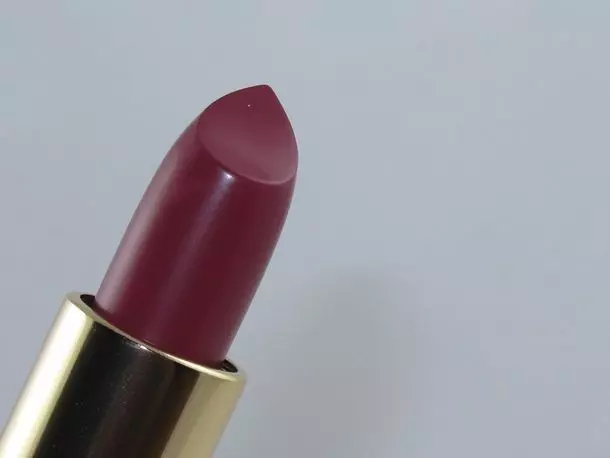 11 Lipstick Xim Ua kom koj daim di ncauj pop lub caij ntuj sov no 5906_8