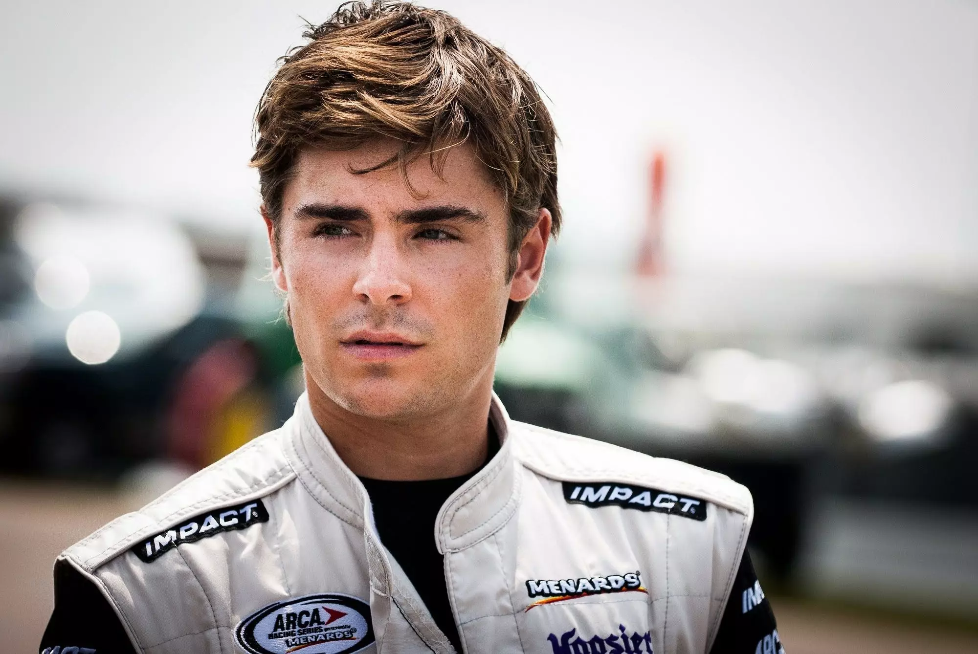 High School Musical To Ted Bundy: 23 Photos of Zac Efron's Evolution to Manhood 6043_19