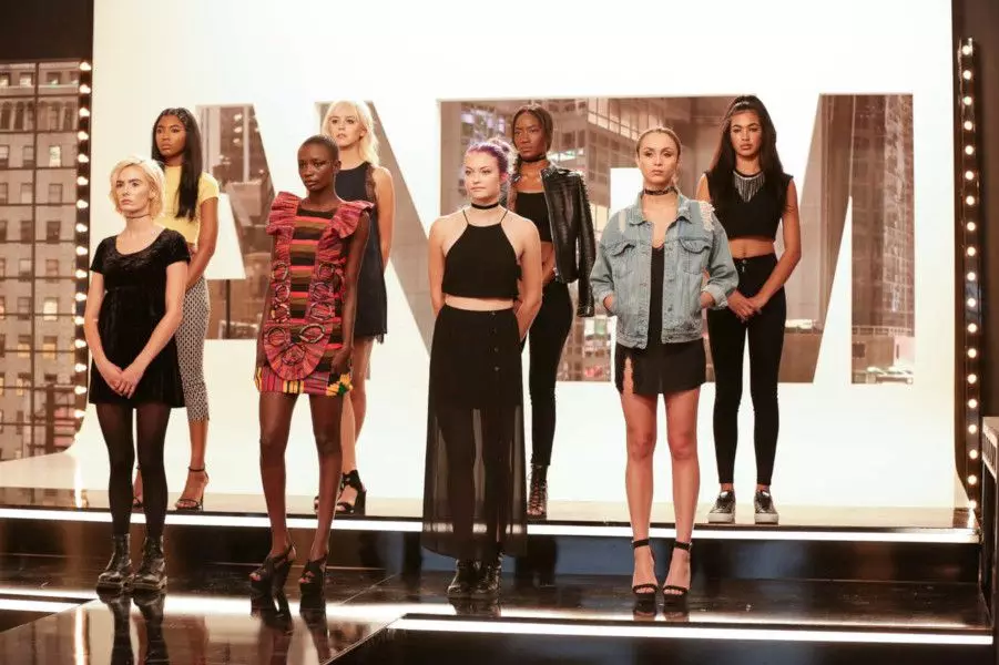 ANTM: 20 Aturan Tyra Banks Ngajadikeun Modél Tuturkeun 6550_5