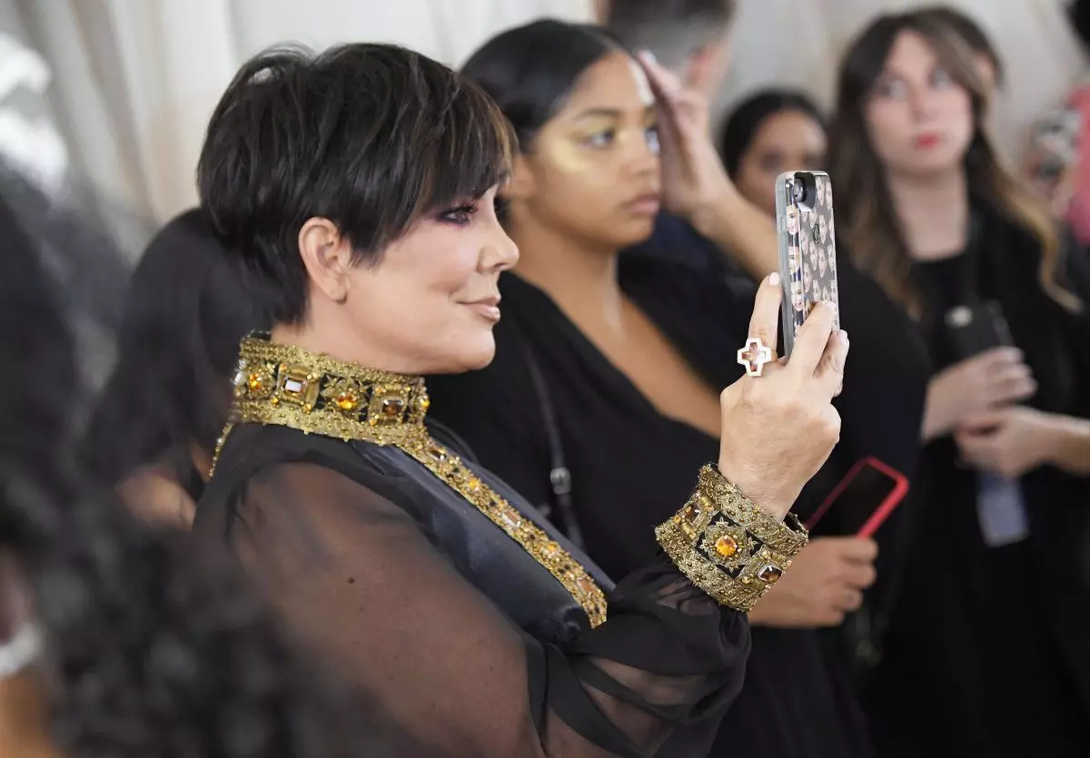 20 Kali Kami Naroskeun Métode Parenting Kris Jenner 6572_15