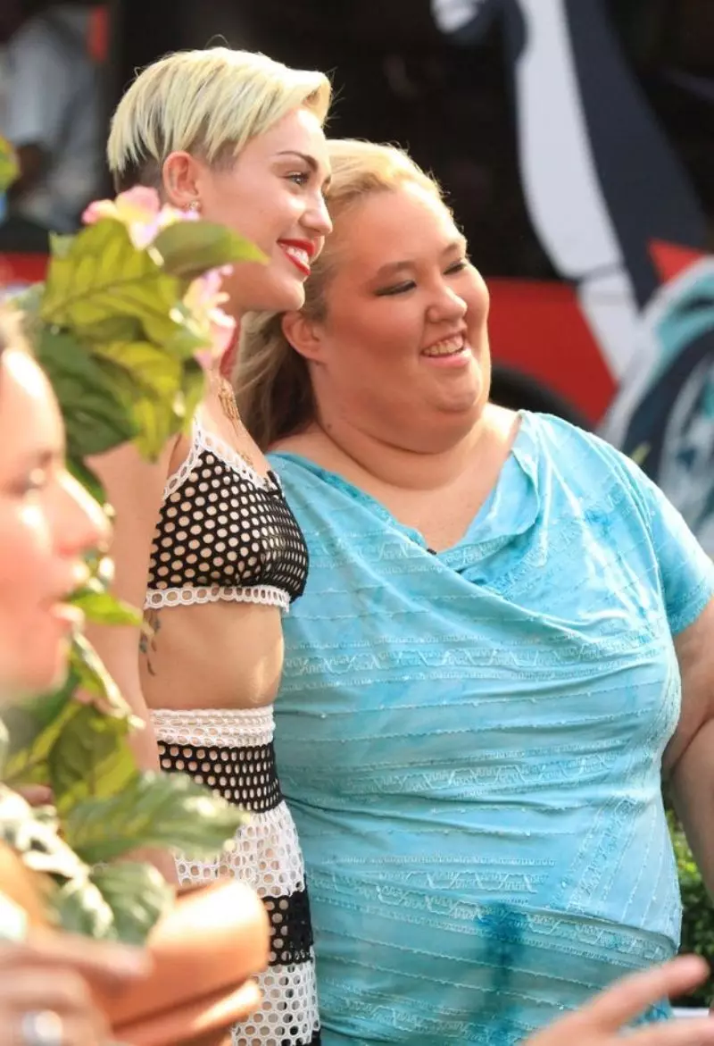 Hier kom Honey Boo Boo: 20 feite oor Mama Junie in 2019 6611_6