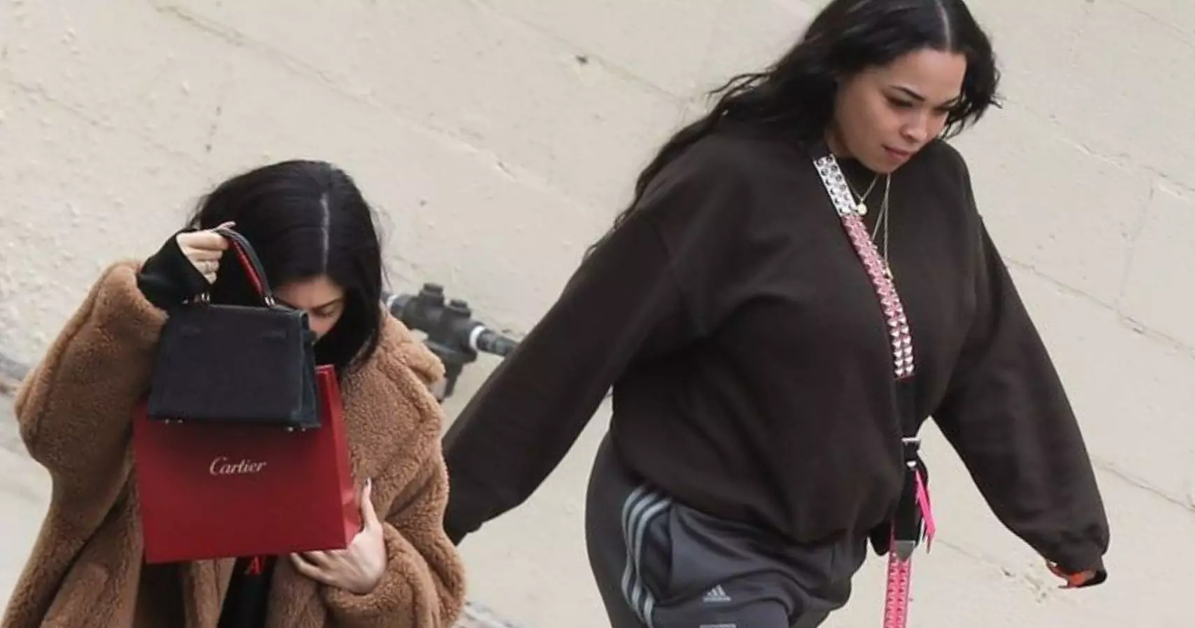 Kylie Jenner apoyándose en amigos después de la traición de Jordyn 6637_0