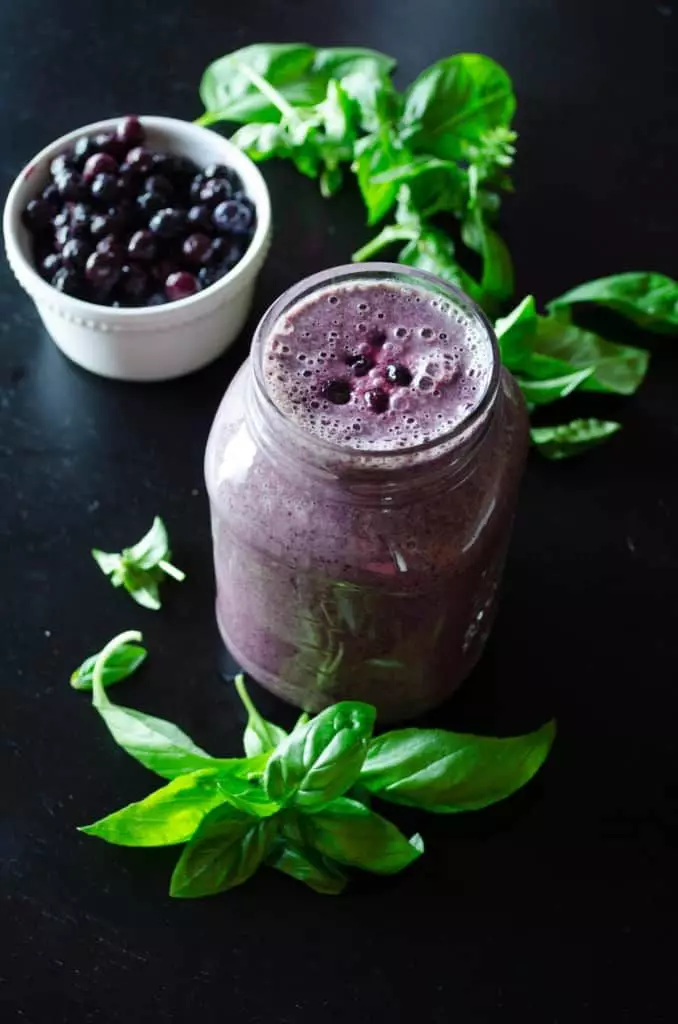 Green Smoothies: រូបមន្តចំនួន 20 ដែលគ្រប់គ្នាប្រាកដជាចូលចិត្ត 7047_17