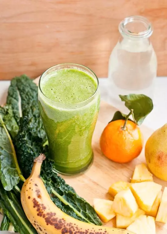 Green Smoothies: រូបមន្តចំនួន 20 ដែលគ្រប់គ្នាប្រាកដជាចូលចិត្ត 7047_21