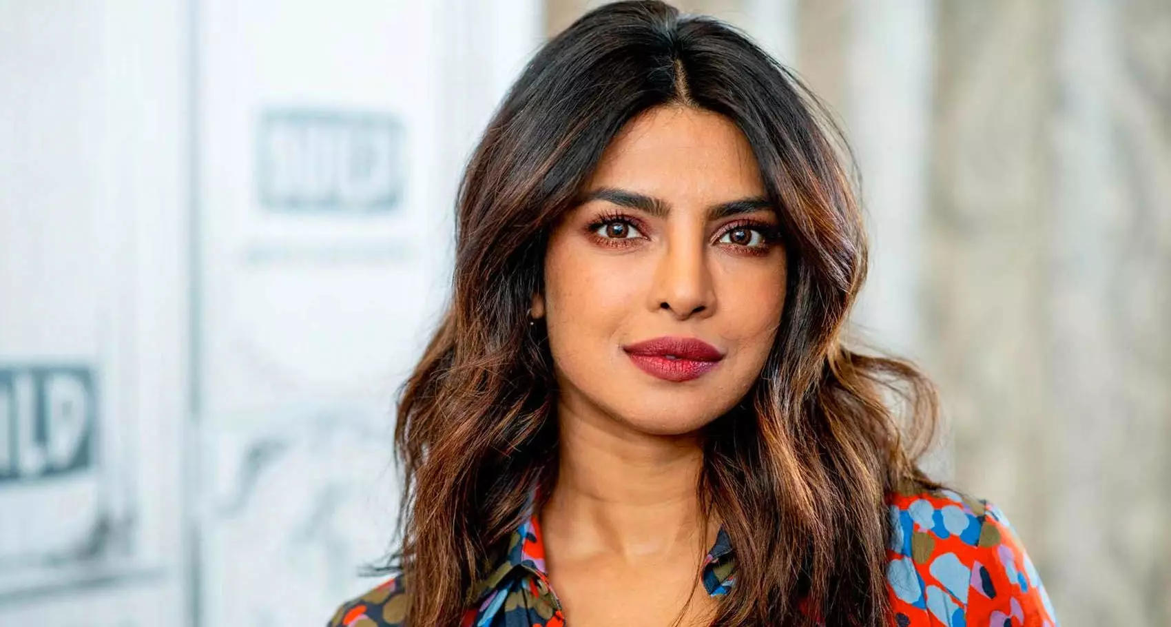 Priyanka Chopra blista u haljini duginih boja 7248_0