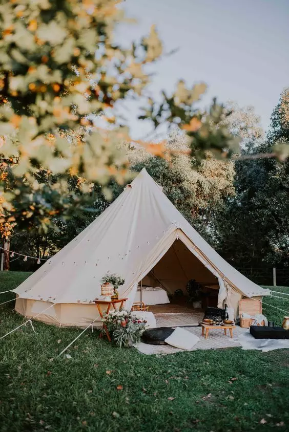 Isinyathelo It Up: Izindlela ezingu-20 Zokukhuphula I-Camping Ukuze I-Glamping 7868_15