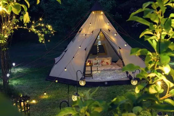 Isinyathelo It Up: Izindlela ezingu-20 Zokukhuphula I-Camping Ukuze I-Glamping 7868_5