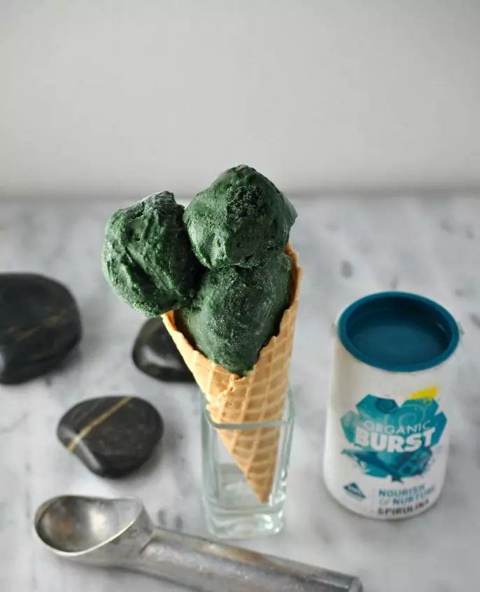 20 Recipes neSpirulina Inopa Chikafu Coloring A New Meaning 8004_19