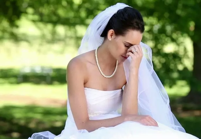 15 plus grands regrets que les femmes ont eu le jour de leur mariage 8497_6