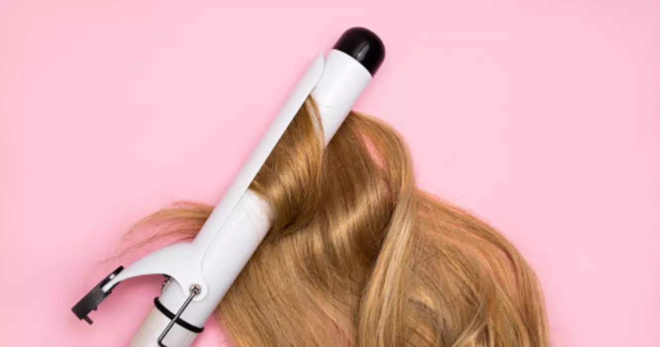 Life Hacks: How To Perfect Curl Your Hair.com