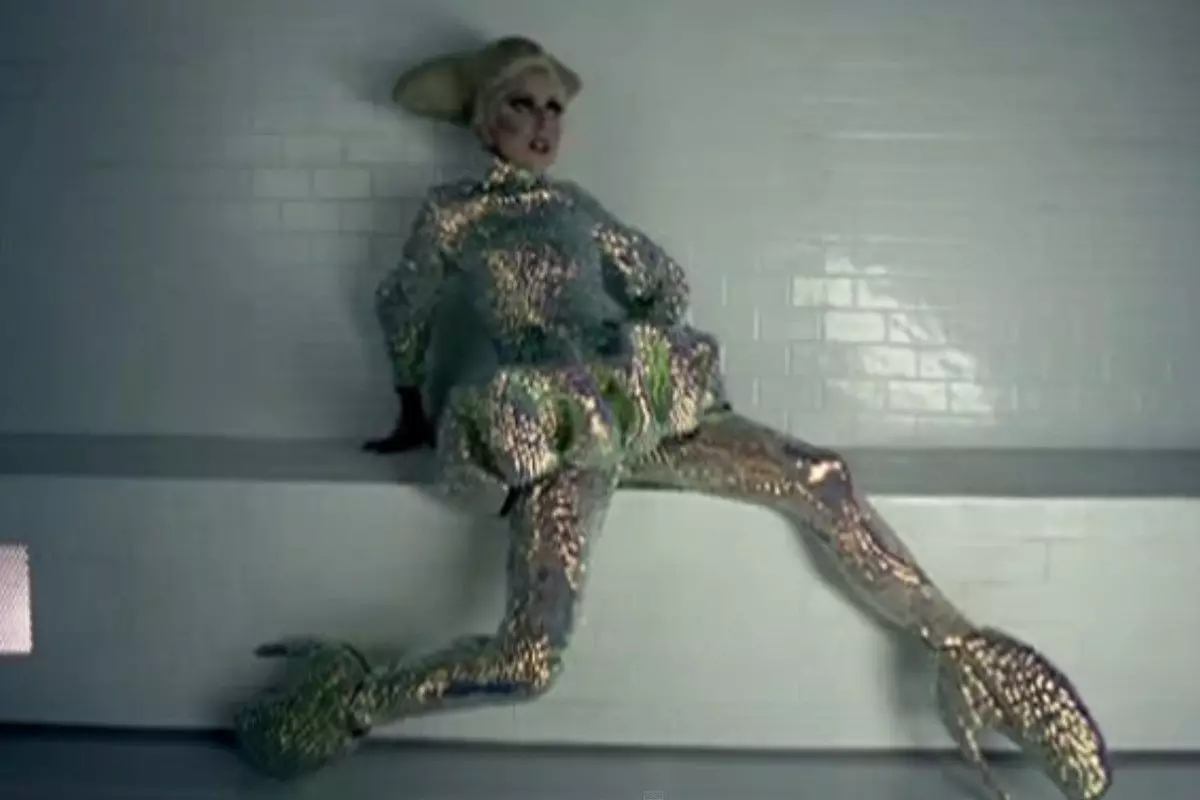 Watter Lady Gaga-uitrusting is jy (gebaseer op jou sterreteken) 9292_4