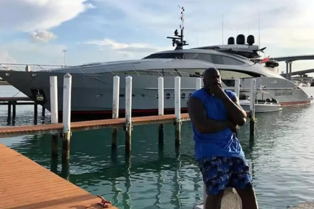 20 fotos do que Shaquille O'Neal está fazendo com seus US $ 400 milhões 9396_18